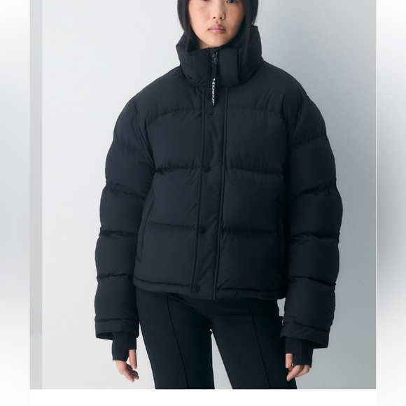 Aritzia | Jackets & Coats | Aritzia Black Super Puff Jacket | Poshmark